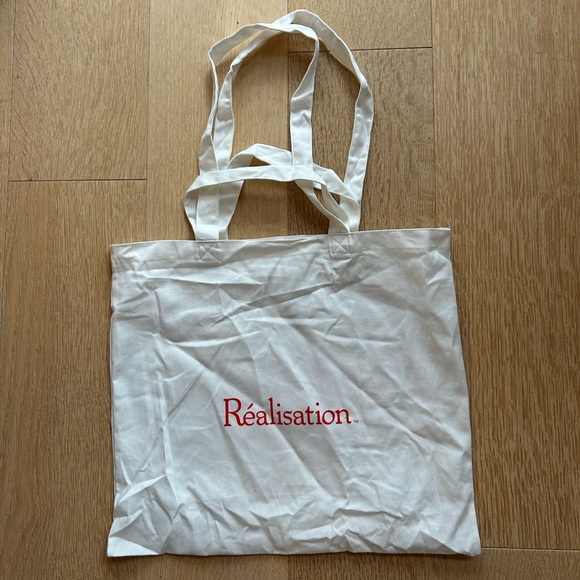Realisation Par | Bags | Realisation Par White Tote Bag New | Poshmark